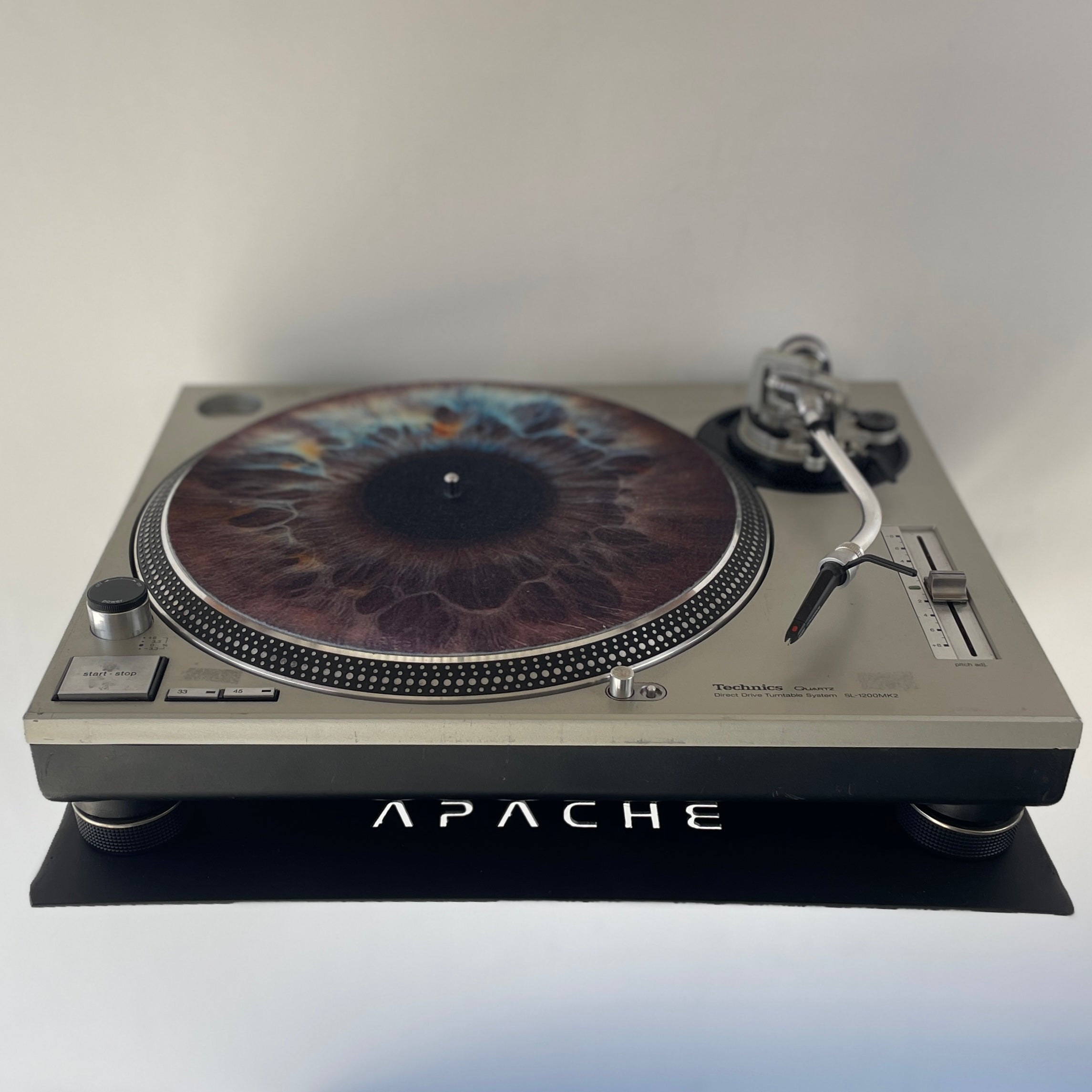 Waveform Floating Mixer & Turntable Shelf – Apache Audio